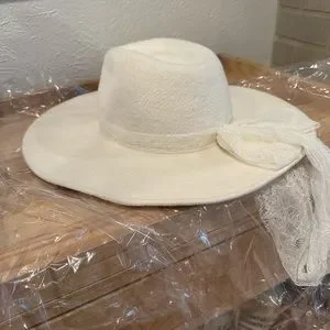 gigi burris | Accessories | Gigi Burris Bridal Fedora | Poshmark